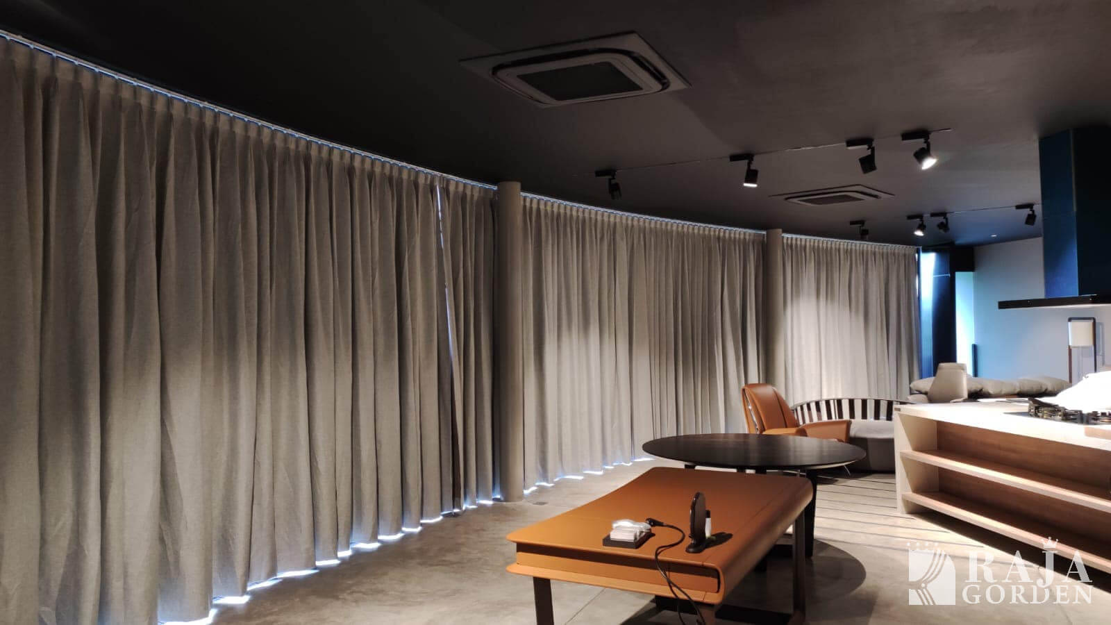 Gorden Aula Gedung PT. Modena Indonesia - Raja Gorden