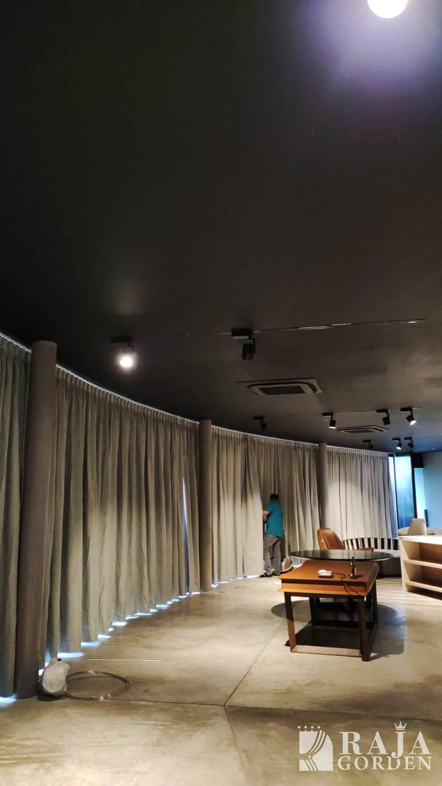 Gorden Aula Gedung PT. Modena Indonesia - Raja Gorden